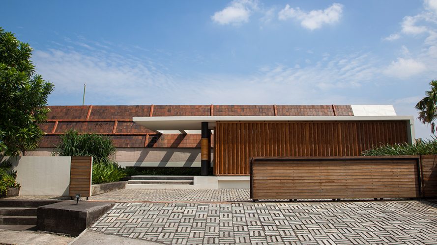 Through The Keyhole: The Iman Villa • Elite Havens MAGAZINE
