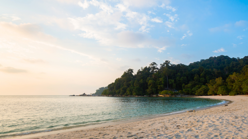 Lombok’s Best Beaches • Elite Havens MAGAZINE